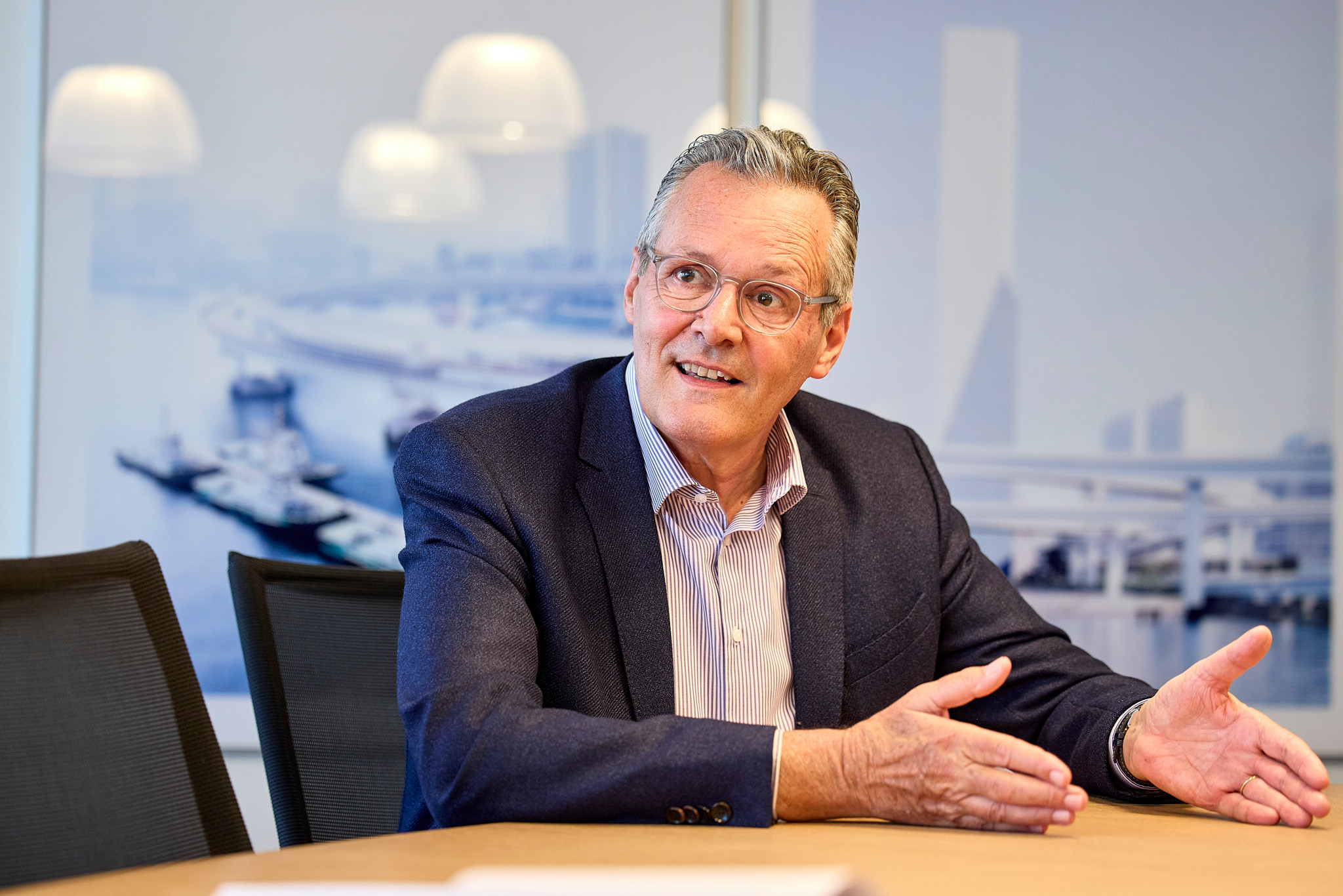 Sika-Präsident Paul Hälg tritt ab: Die Firma ist im Höhenflug | Tages ...