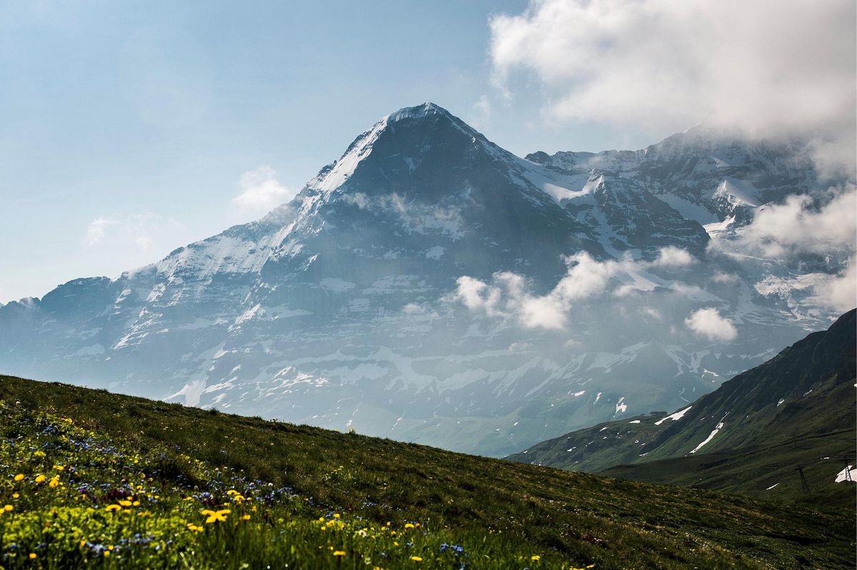Nach Absprung in der Nordwand - Basejumper am Eiger tödlich verunglückt ...