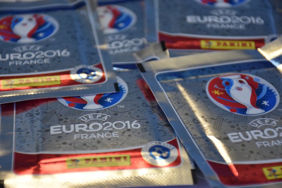 Bundeshaus und Best Player – so sieht das neue Panini-Album aus ...