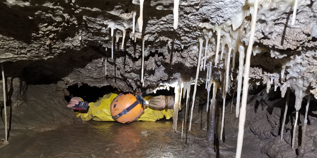 Wädenswil: Simon Ziegler entdeckt Riesenhöhle in der Silberen