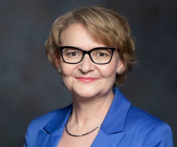 Kampfwahl bei den Reformierten - Ex-SP-Präsidentin in Kirchenregierung ...