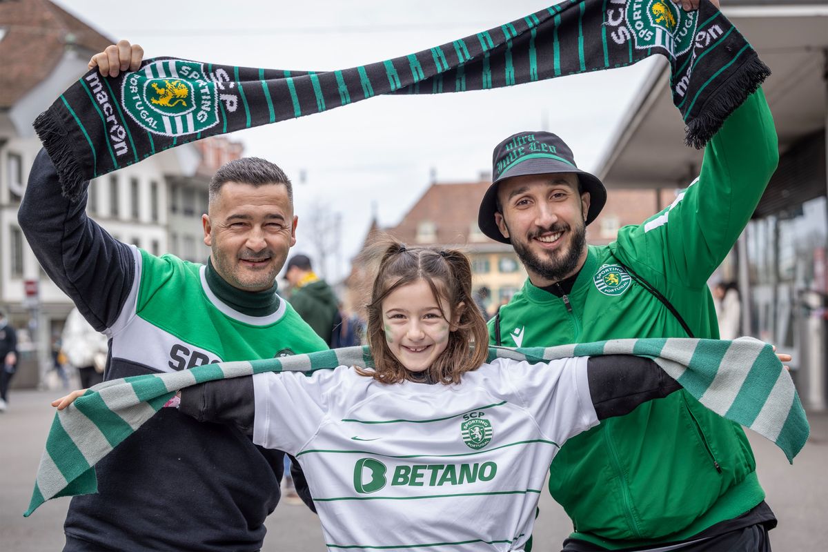 Fan-Ticker YB – Sporting: Sporting-Fans marschieren zum Stadion ...
