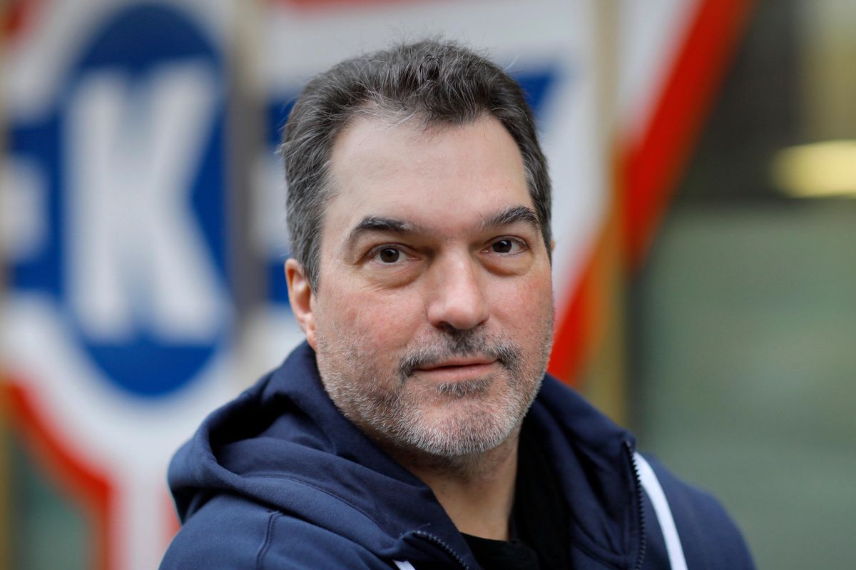 Sportchef Larry Mitchell: Der Soldatensohn rekrutiert in Kloten | Tages ...