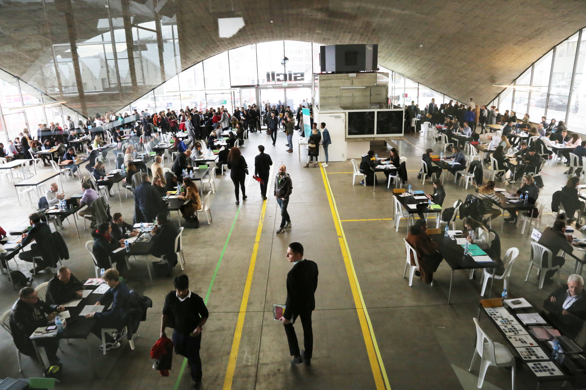 Formation: Les entreprises genevoises recrutent en direct | Tribune de ...