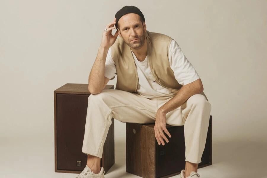 Sorties disques: Thomas Valverde, Paul Weller et Schubert | Tribune de ...