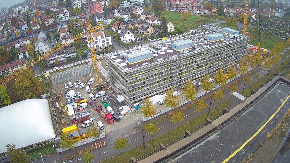 Gefährlicher Schulweg in Zürich-Nord: Passerelle soll nun doch früher ...