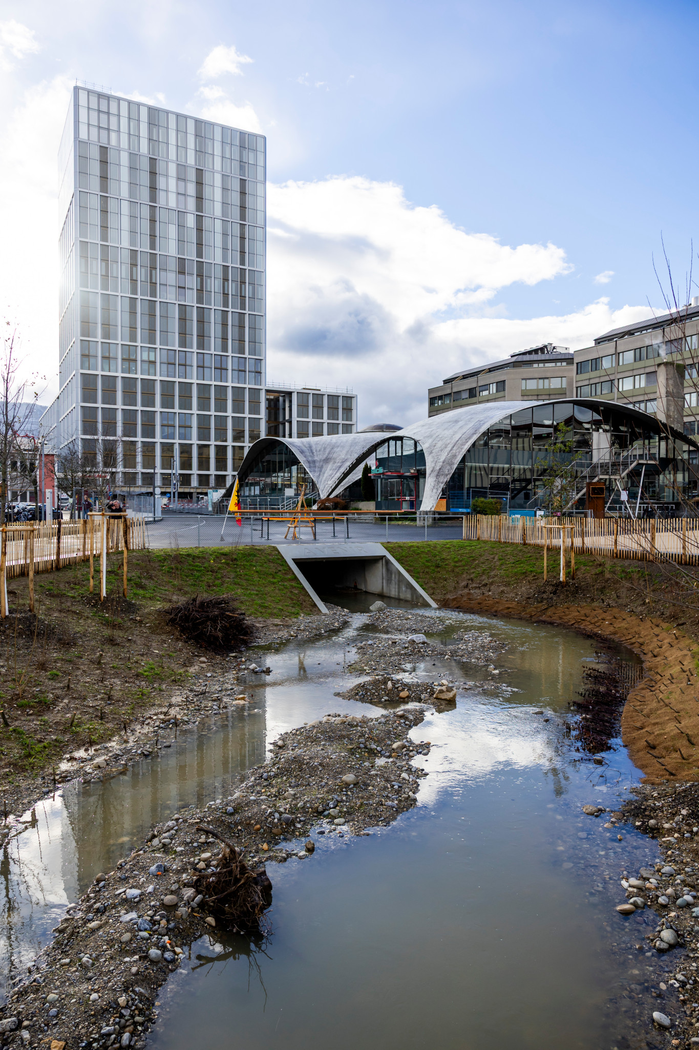 Drize: la rivière genevoise renaît après septante ans sous béton