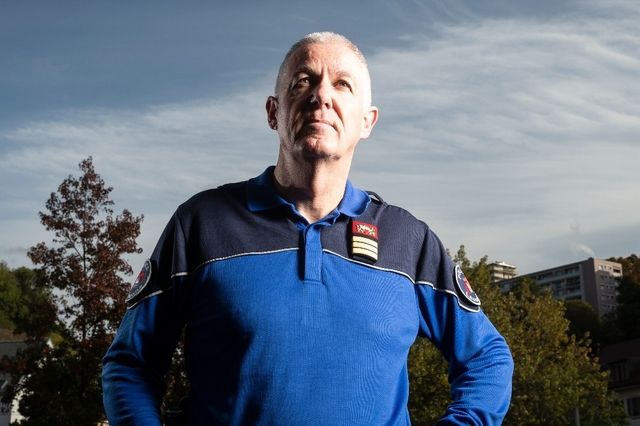 Comment le policier doit-il gérer les nouveaux manifestants? | Tribune ...