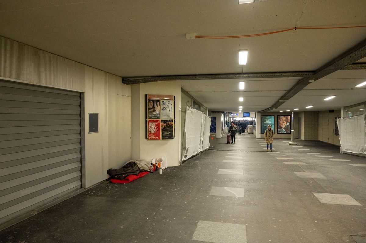 Conseil communal de Lausanne: Que faire des SDF de la gare? Les élus ...