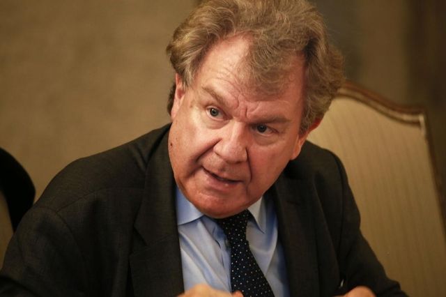 Bernard Ziegler investiguera sur un cadre des Transports publics ...