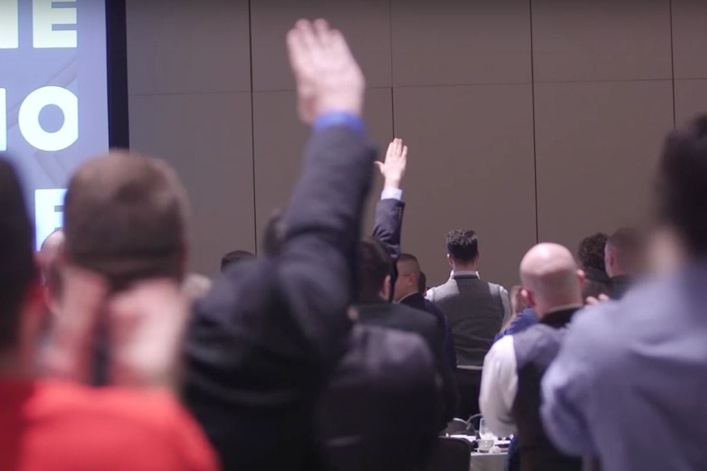 «Sieg Heil! Heil Trump!» | Tages-Anzeiger