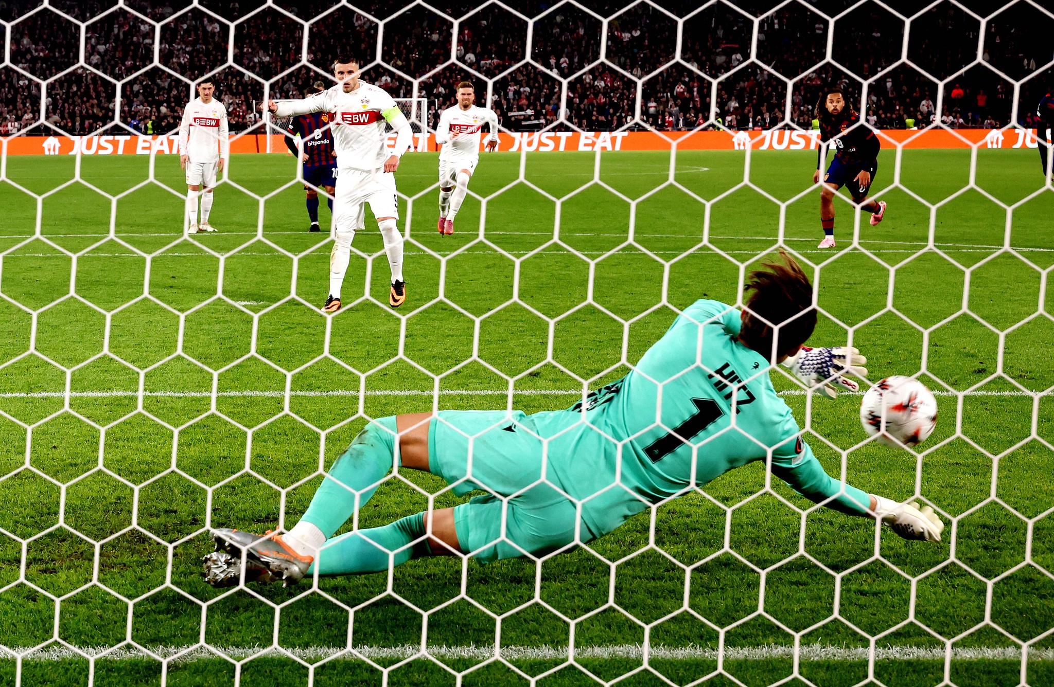 Marwin Hitz: Weltklasse-Leistung für FC Basel gegen Stuttgart