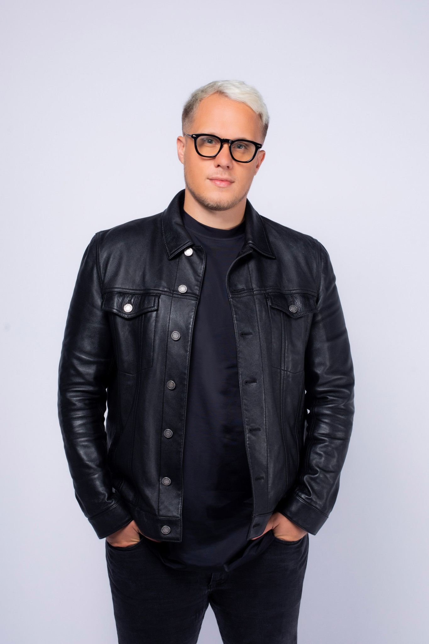 «TPMP»: Guillaume Genton bientôt papa - L'essentiel