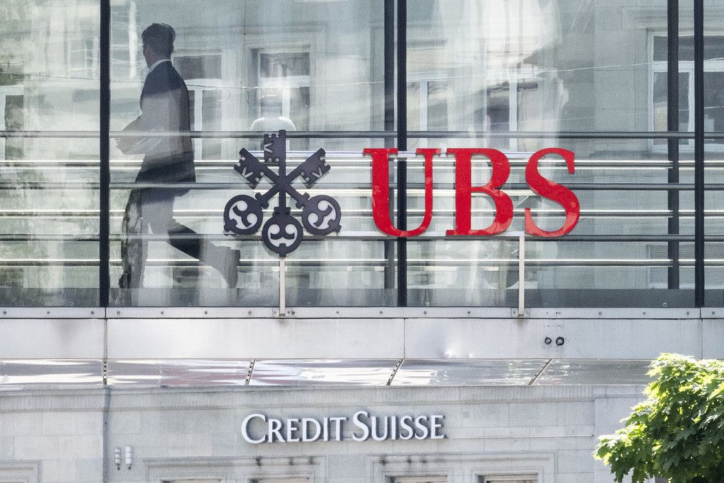 Nach Übernahme von CS: Ratingagenturen stufen UBS neu ein | Finanz und ...