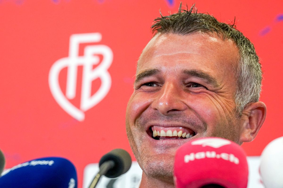 Trainingsstart des FCB: Mit neuem Staff und neuen Spielern– Alex Frei ...