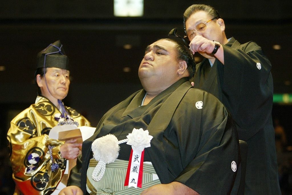 Japon – Un arbitre sumo s'excuse pour harcèlement sexuel | 24 heures
