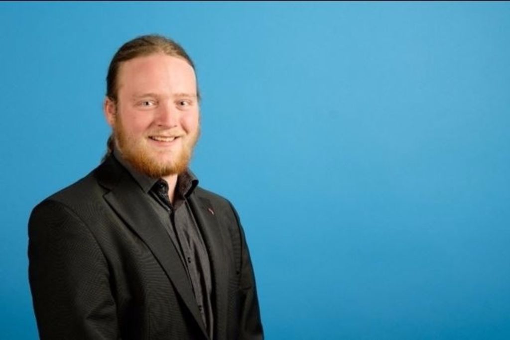 Offiziere schliessen Alain Roth aus