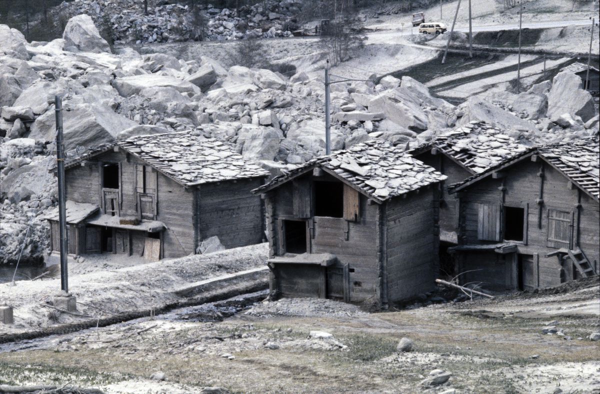 Historische Steinlawinen: Die grössten Bergstürze der Schweiz | Tages ...