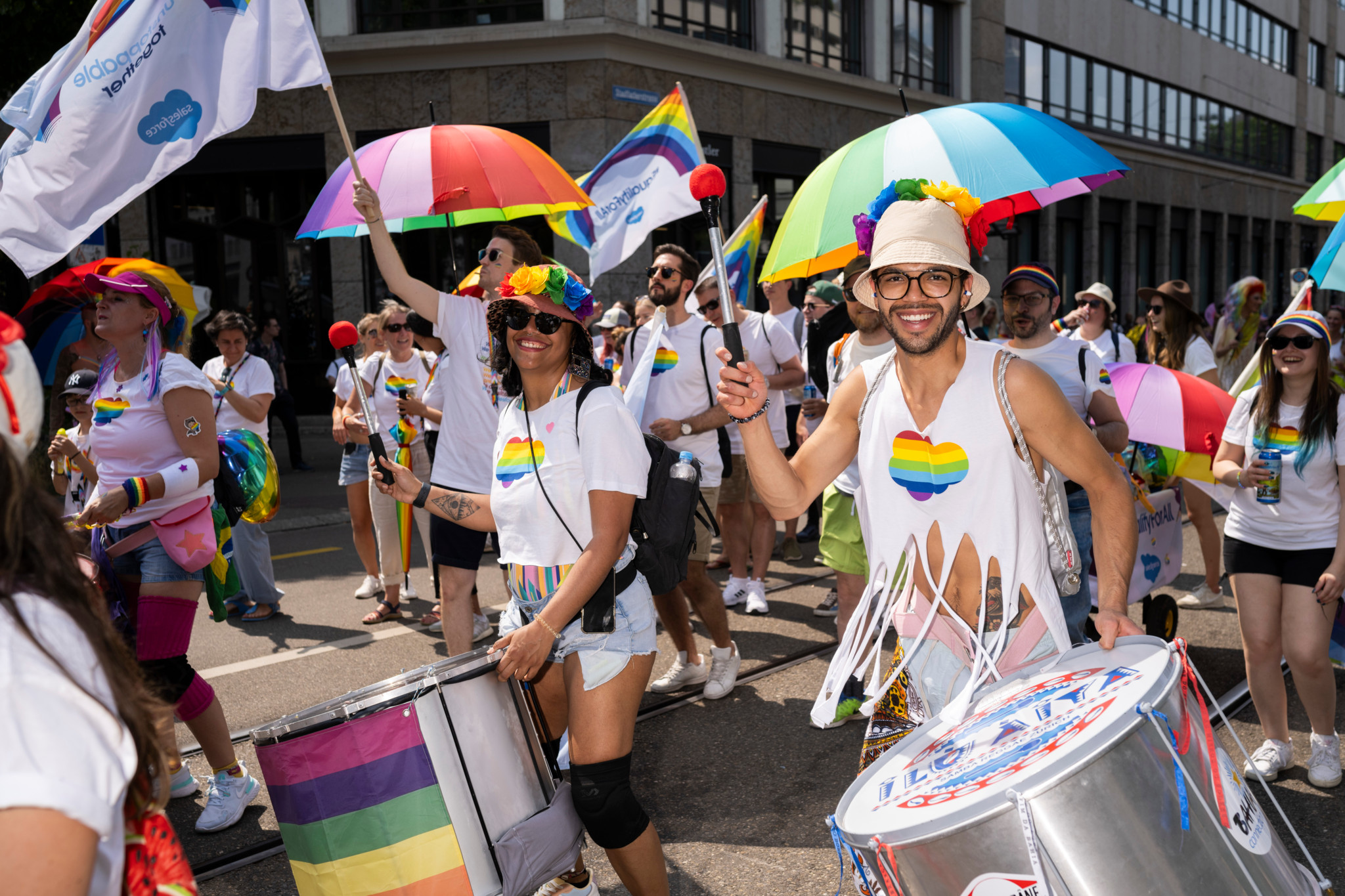 Zurich Pride: Mit fast 70 Jahren ist Heidi Brenner zum ersten Mal an ...