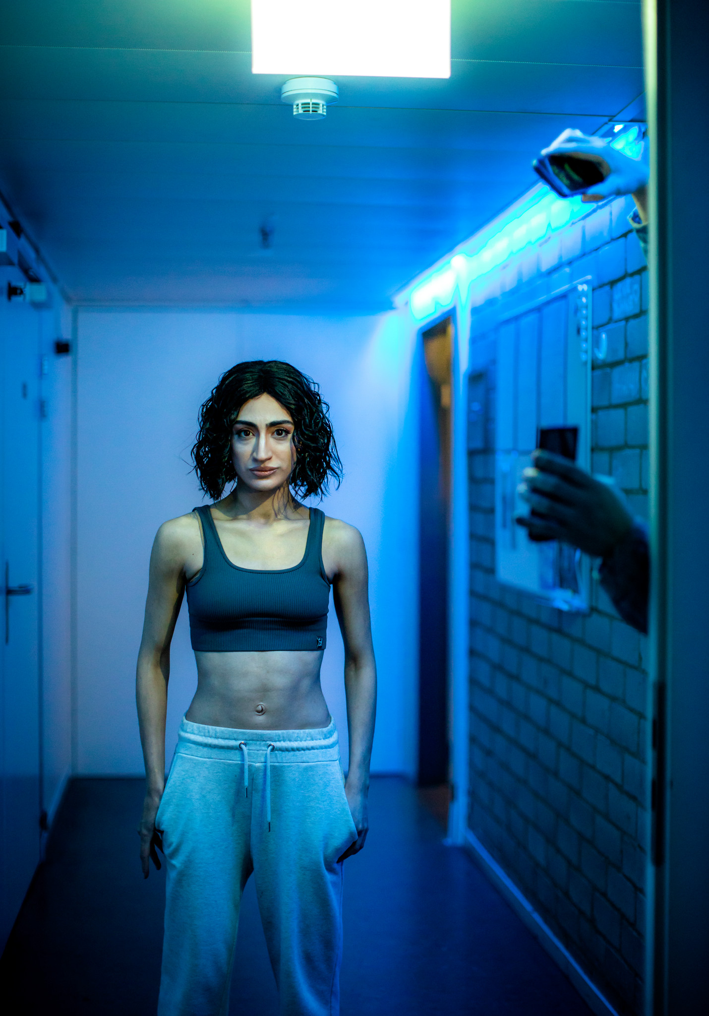 Nairi Hadodo solo am Theater Basel: Sie eifert auf der Bühne Kim ...