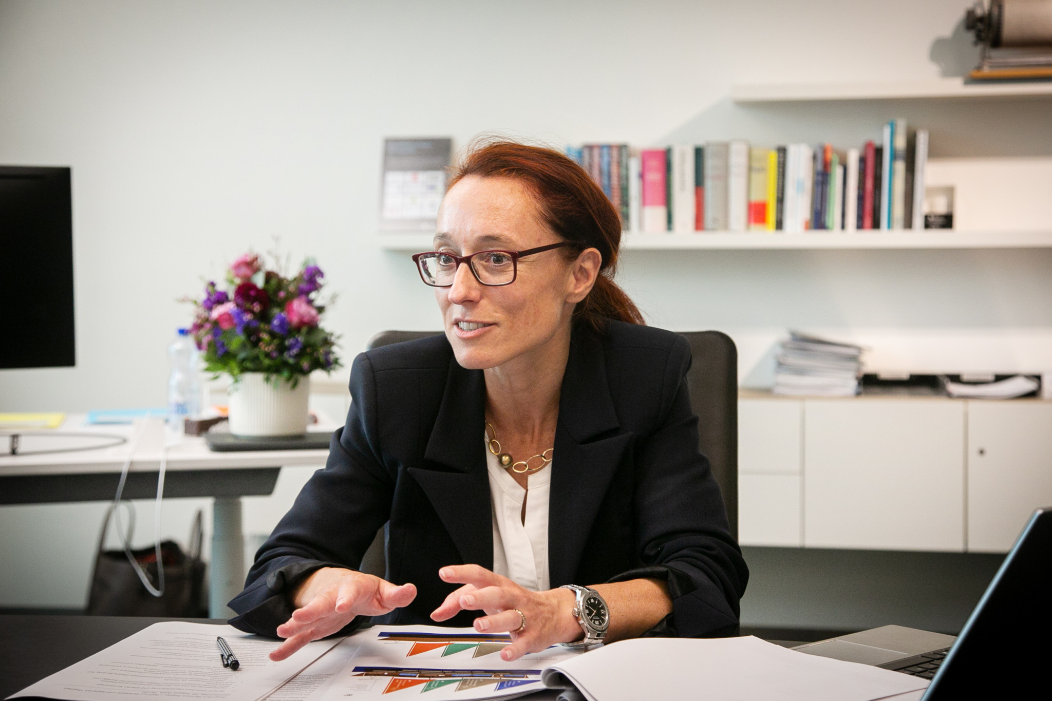 Regula Berger, Basler Kantonalbank, über die Strategie 2026+ | Basler ...