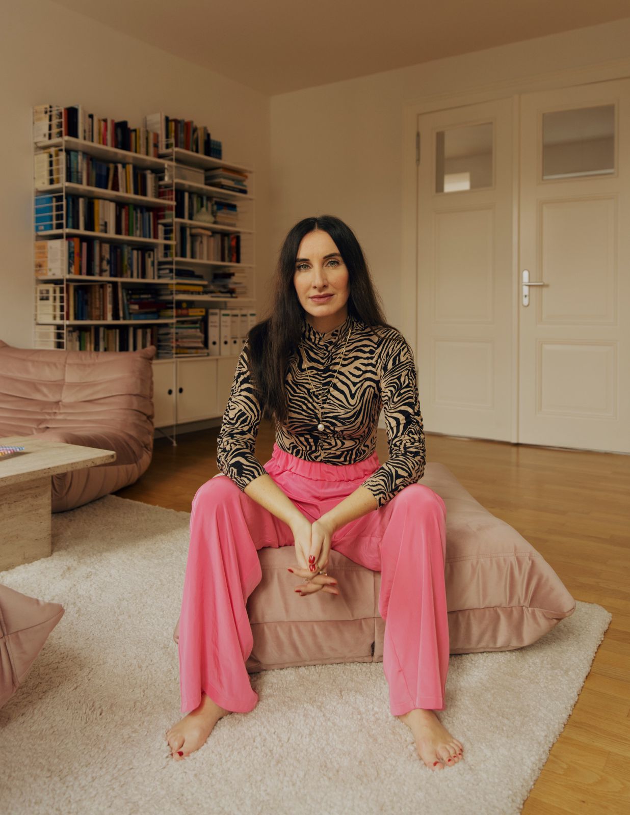 Hamas-Angriff auf Israel: Autorin Mirna Funk über Antisemitismus in ...