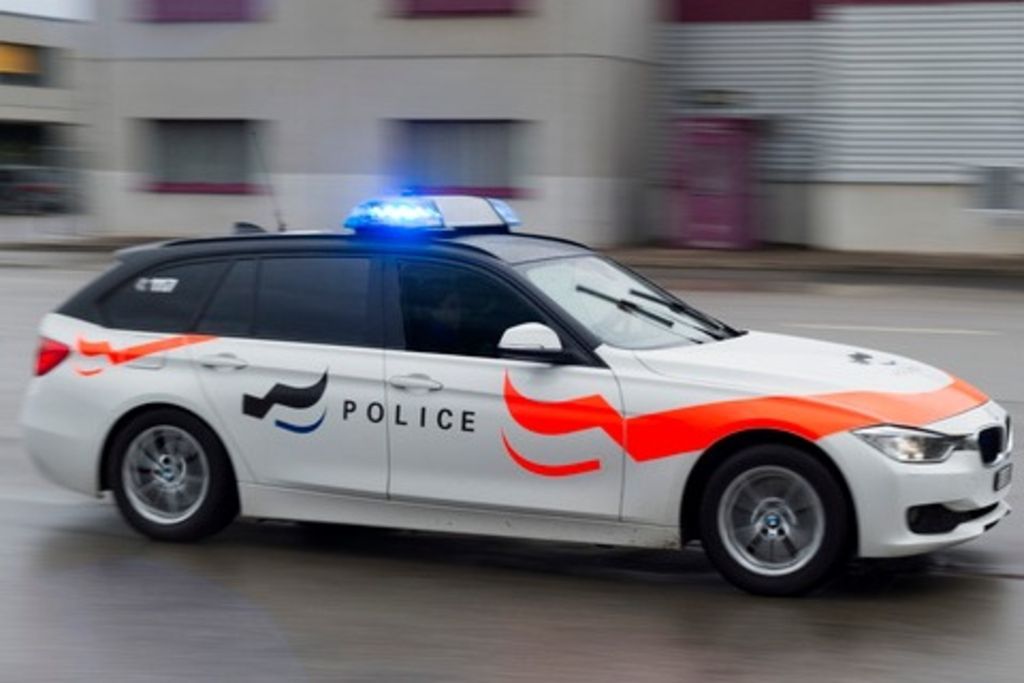 Un garage prend feu à Montet | Tribune de Genève