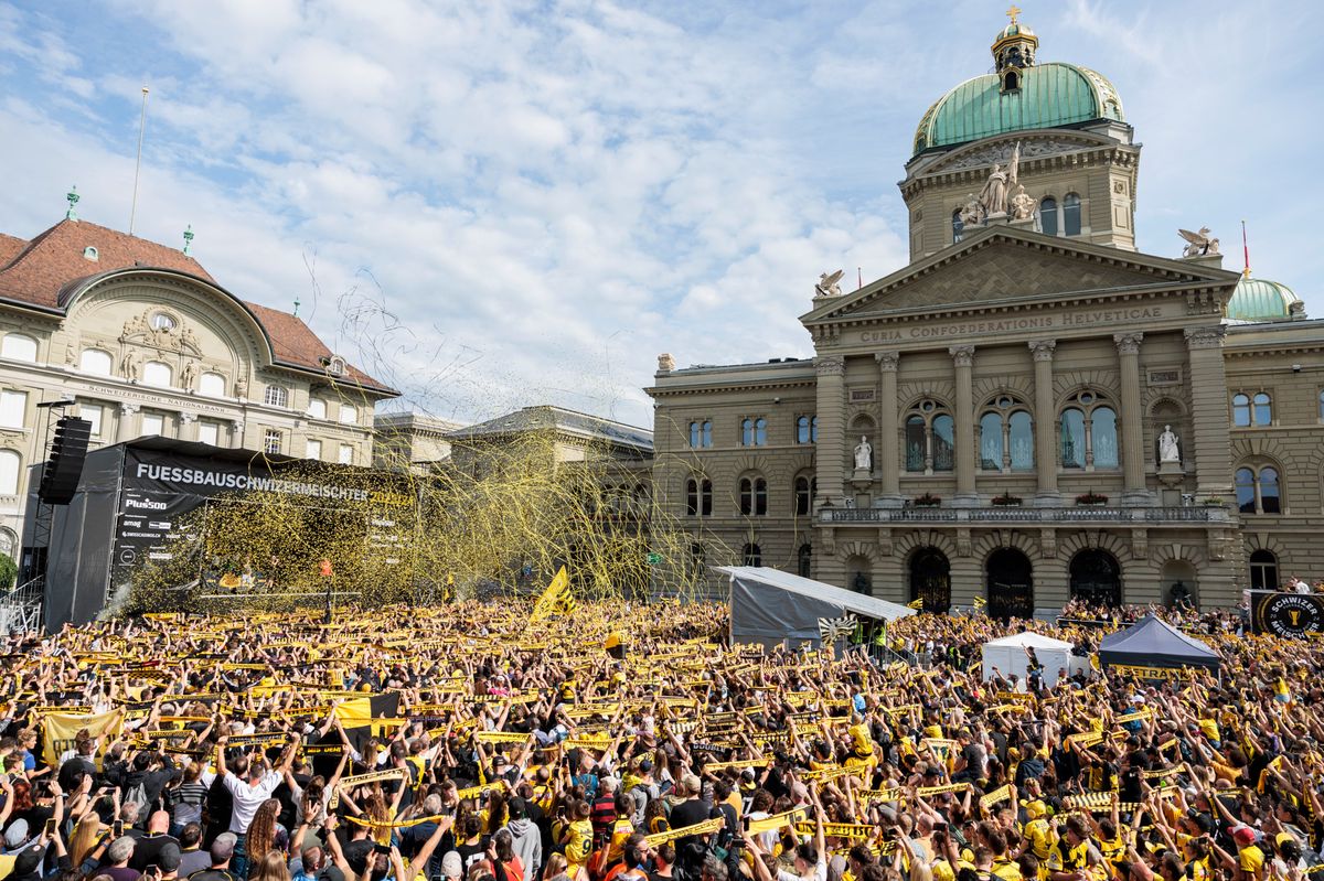 YB-Meisterfeier im Ticker: Bern feiert seine Fussball-Helden | Berner ...