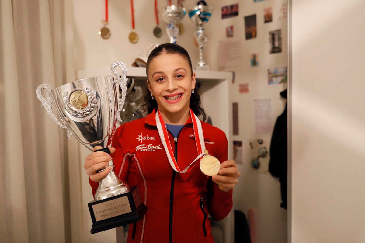 Leandra Tzimpoukakis: Eiskunstläuferin aus Wallisellen tanzt an Art on ...