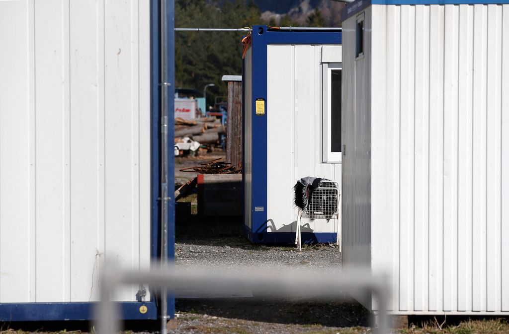 Container und leer stehende Gebäude nutzen | Basler Zeitung