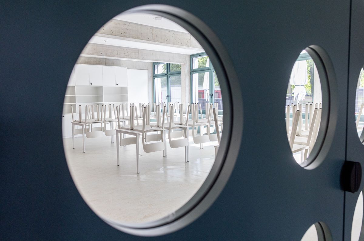 Schulraum in Rüschlikon: Ein Blick hinter die Fassaden von Rüschlikons ...