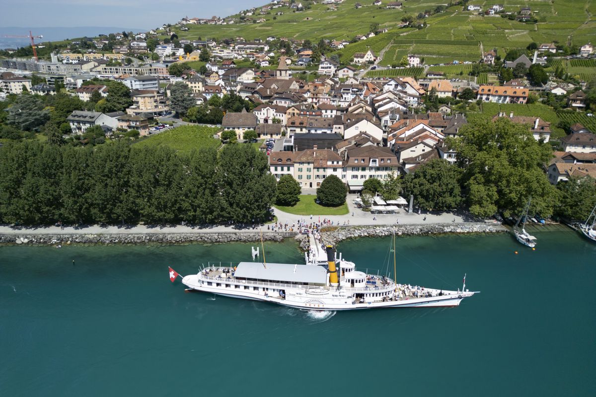 La CGN peut à nouveau accoster à Cully | 24 heures