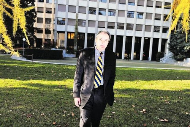 Par amour pour son épouse ministre, il démissionne | 24 heures