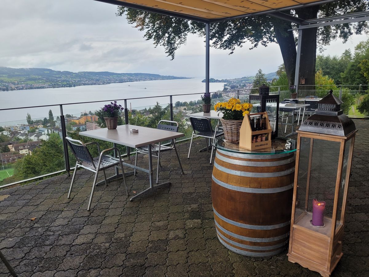 Restaurant Frohe Aussicht in Oberrieden: Klassiker über dem Zürichsee