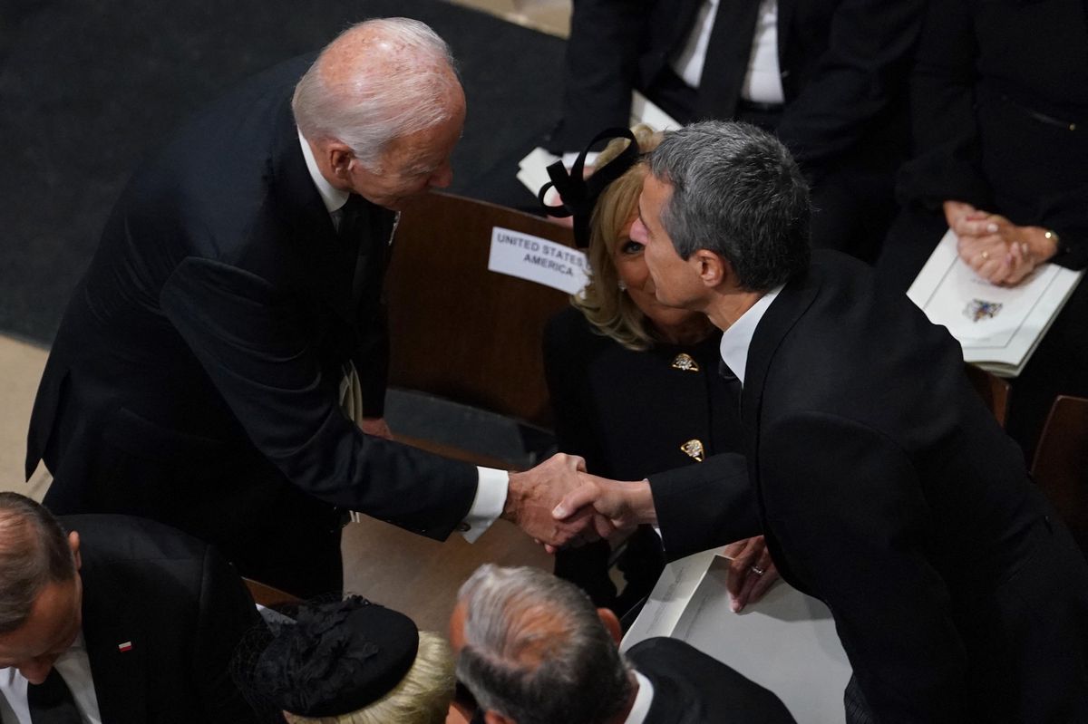 Pourquoi Biden et Cassis ont été relégués au 14e rang - Le Matin