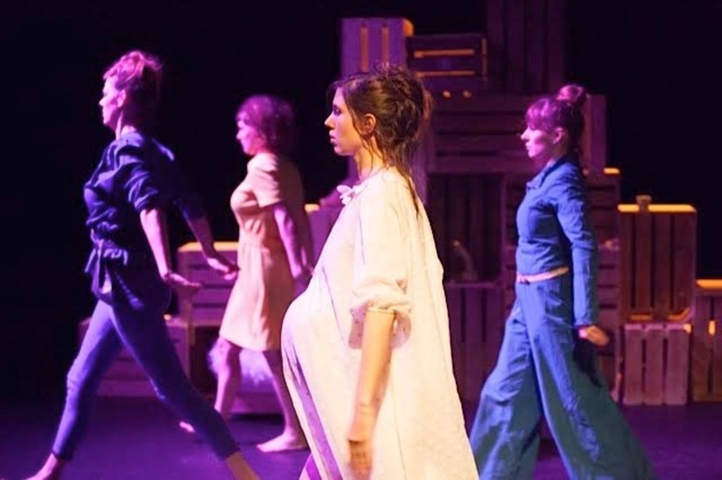 Théâtre – Sarah Marcuse installe son gynécée au Loup | 24 heures