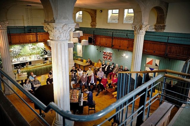 L’Athénée 4, un parfum de rock au pied de la Vieille-Ville | Tribune de ...