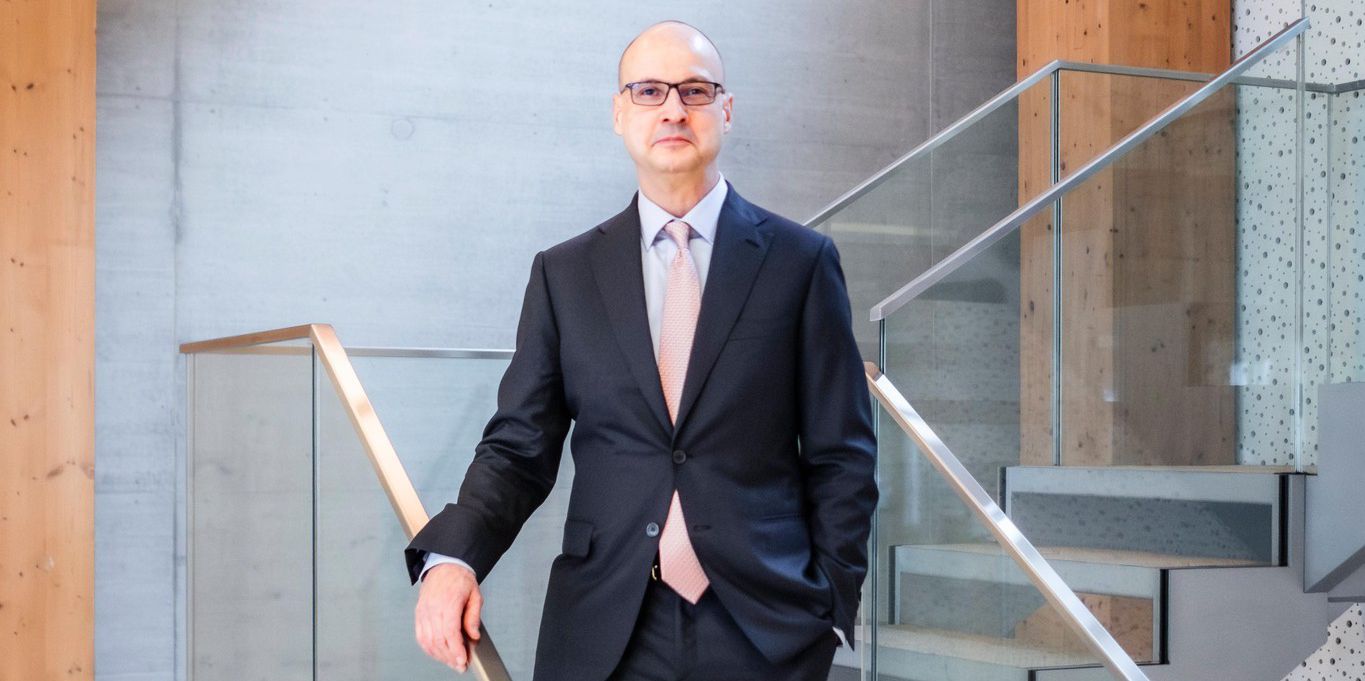 Finma Chef über UBS, Credit Suisse und Krisenprävention | Langenthaler ...