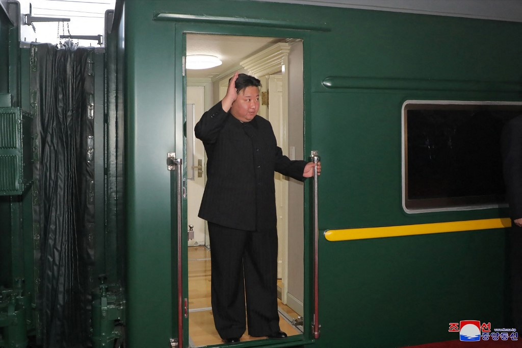 Corée du Nord: Entièrement blindé, le train de Kim ne roule qu'à 60 km ...