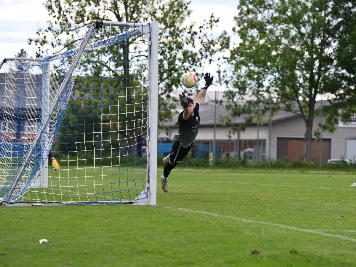 Fussball in Winterthur: Veltheim ist im Derby gegen Phönix klar besser | Tages-Anzeiger