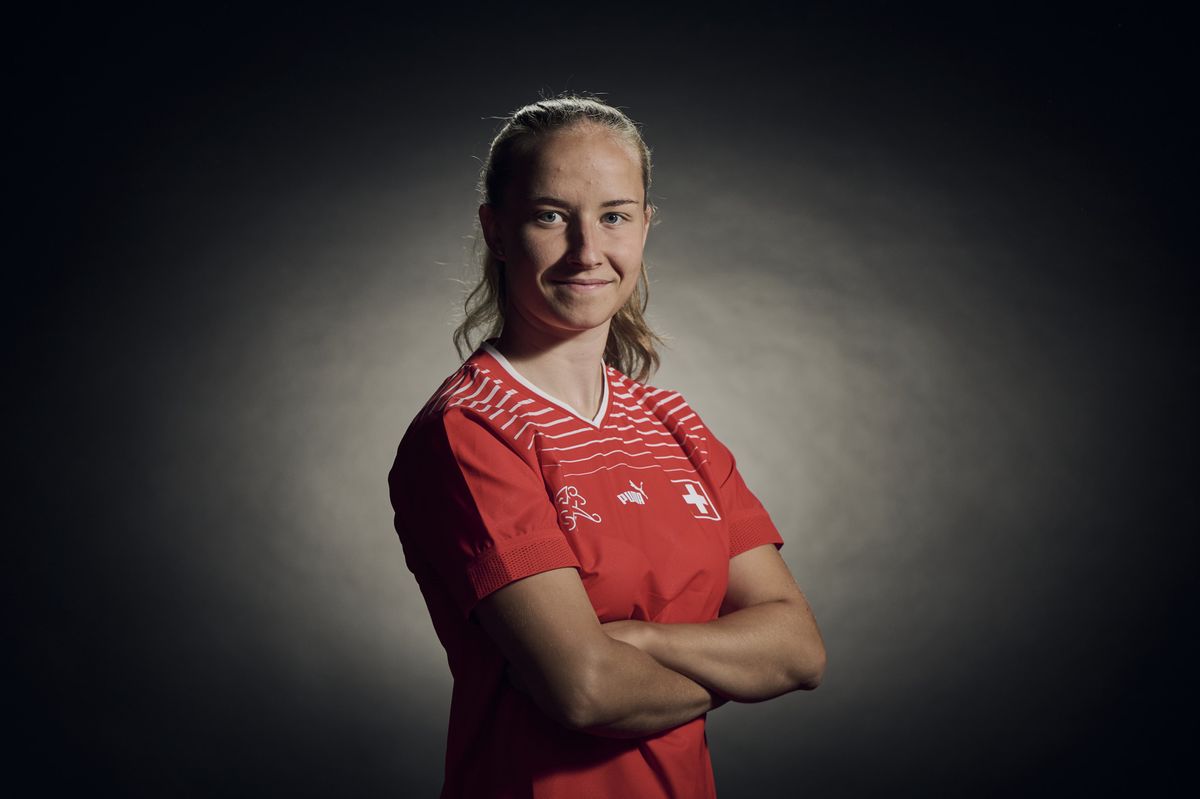 Football: Laura Felber avec la Nati, pas Sandrine Mauron | 24 heures