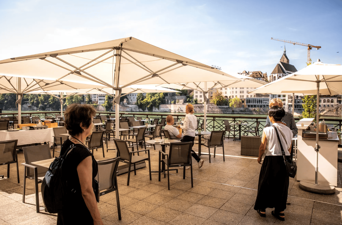 Basler Café «Du Pont»: Ehemaliges «Café Spitz» öffnet am 27. März ...