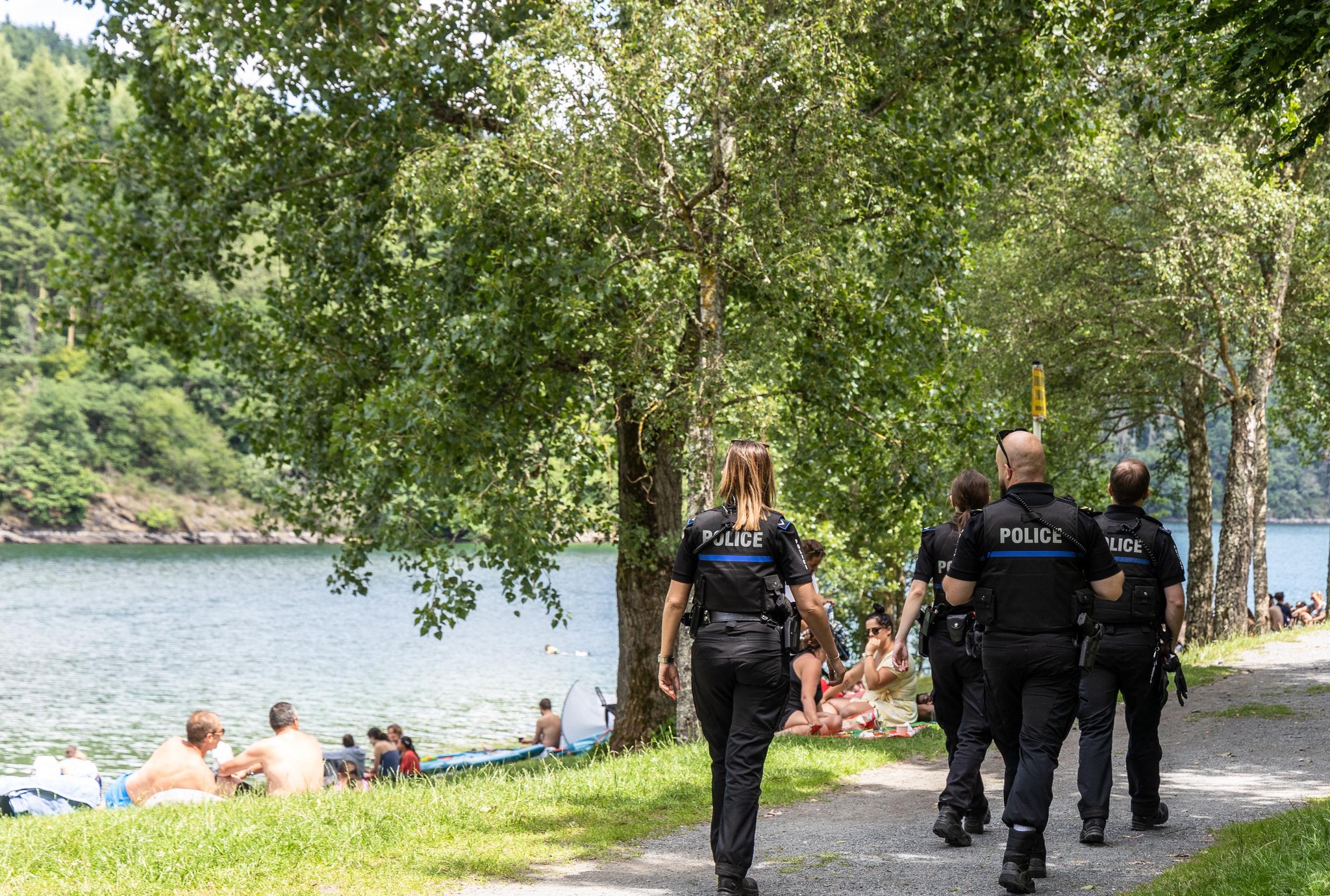Luxemburg: Strand-Parkplätze am Obersauer Stausee bereits komplett voll ...