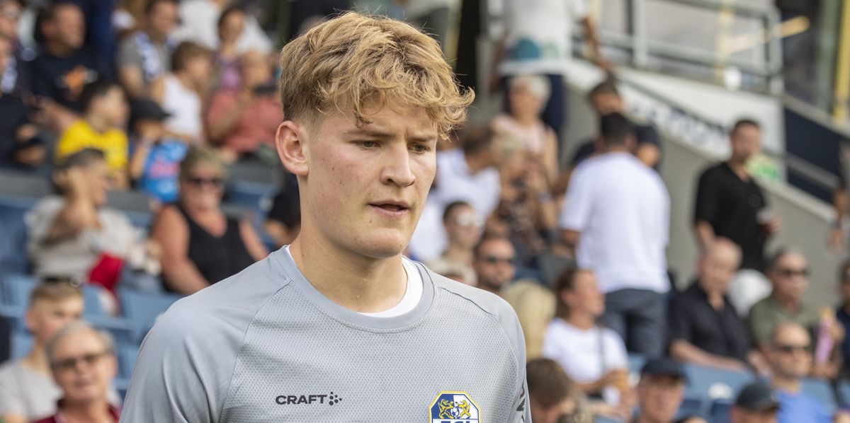 Rasanter Aufsteiger Pascal Loretz: Ein 20-jähriger Schweizer Goalie ...