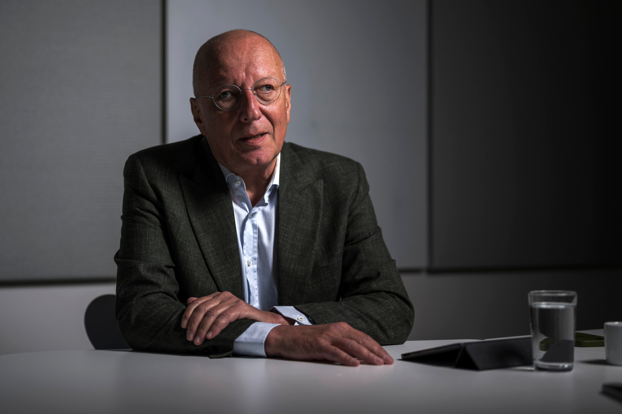Küsnacht: Roger de Weck spricht über Demokratie-Verteidigung