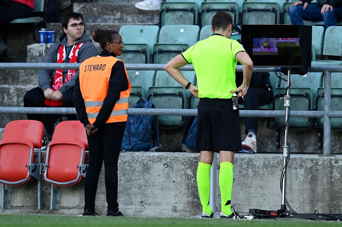 Football - Christian Constantin: «Malheureusement, c’est la VAR qui ...