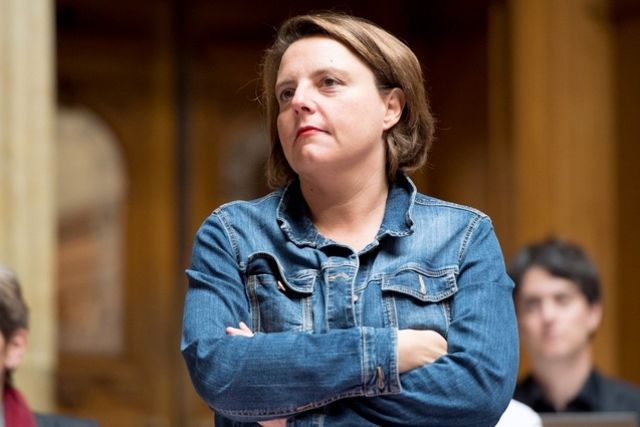 Suisse: Trente-deux élus à la rescousse de la presse! - Le Matin