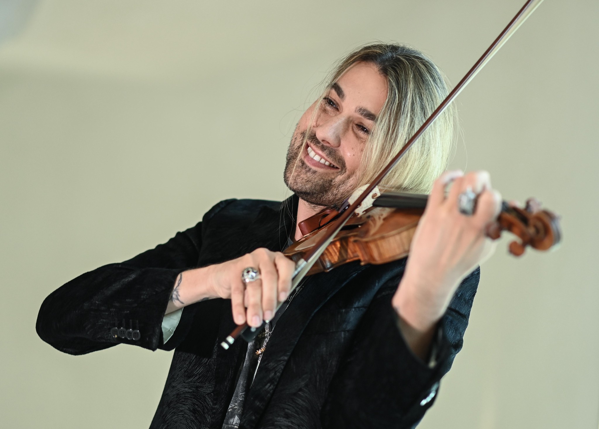 «Lebenstraum erfüllt»: David Garrett kauft Geige für 3,5 Millionen - L ...