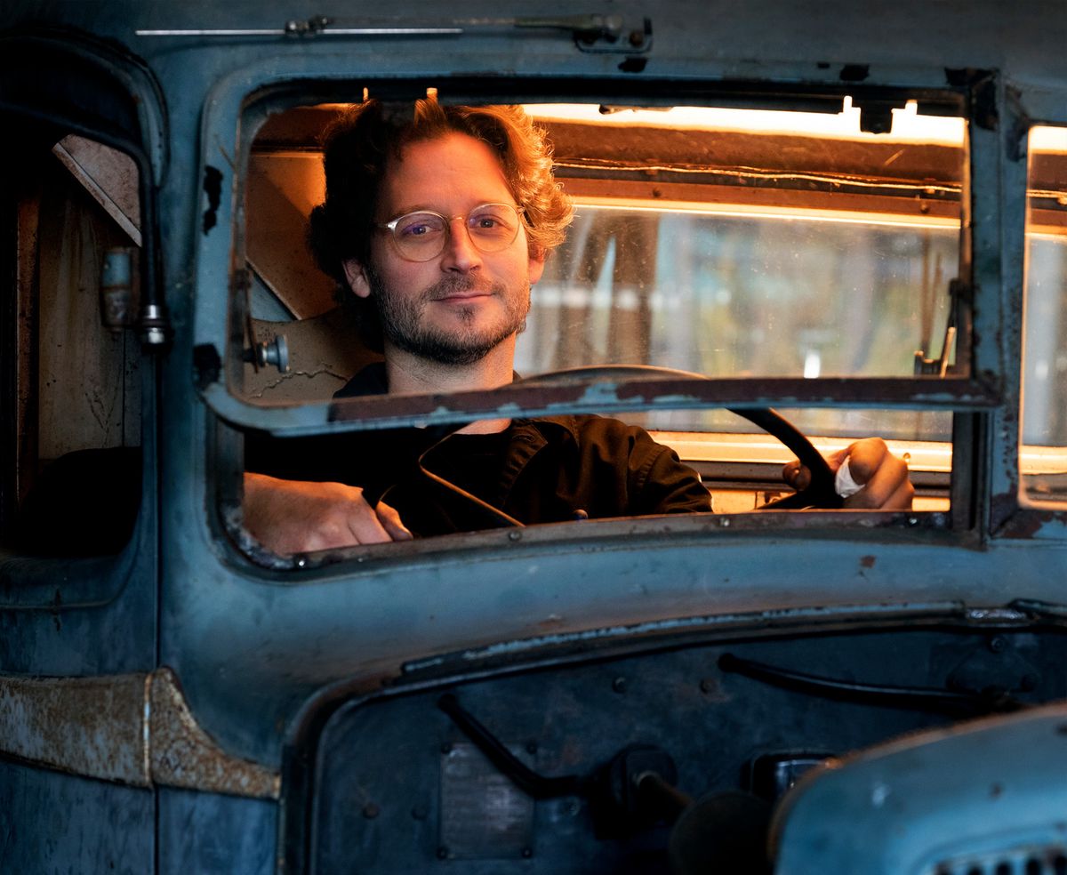 Faszination Oldtimer: Nils Weber (38), Oldtimer-Mechaniker aus Lufingen ...