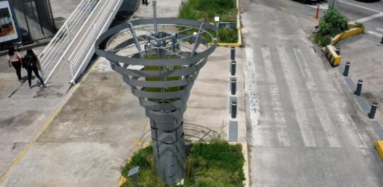Au Mexique – Un «arbre» artificiel combat la pollution - L'essentiel